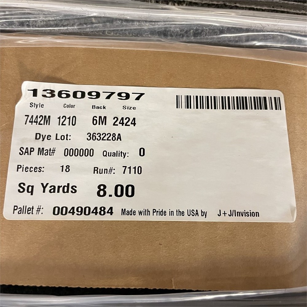 UW SWAP Online Auction - Lot of ~60 Carpet Squares (7C)