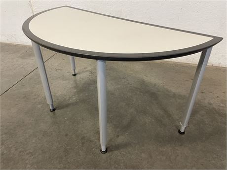 UW SWAP Online Auction - Half-Circle Table (5C2)