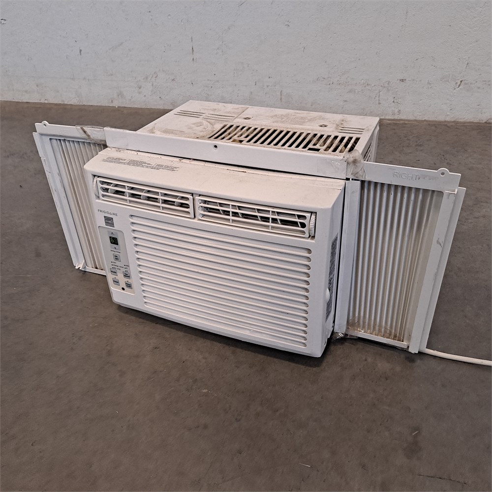 UW SWAP Online Auction - Air Conditioner