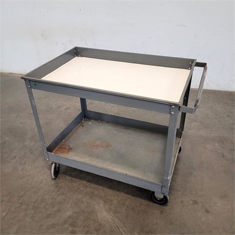 UW SWAP Online Auction - Utility Cart (B9)