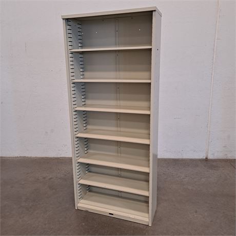 UW SWAP Online Auction - Bookshelf