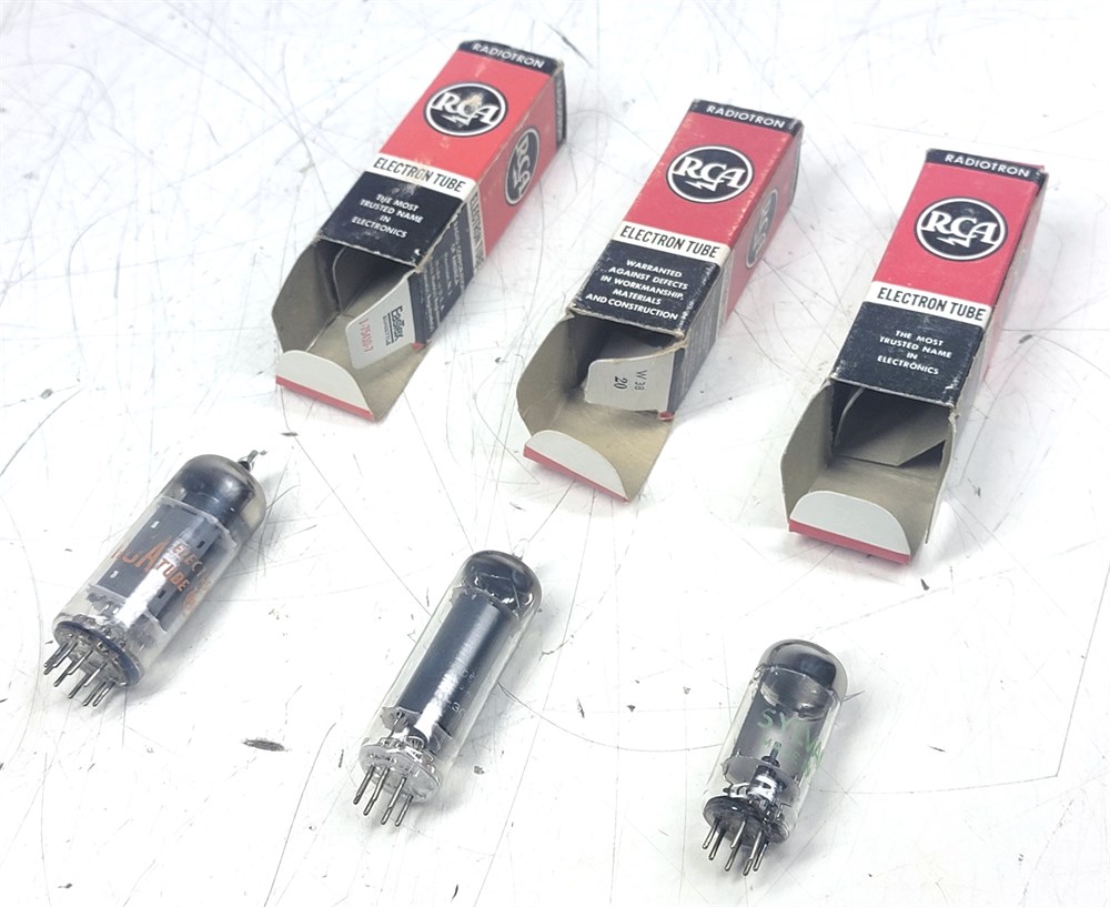 UW SWAP Online Auction - Lot of 11 Electron Tubes (A2)