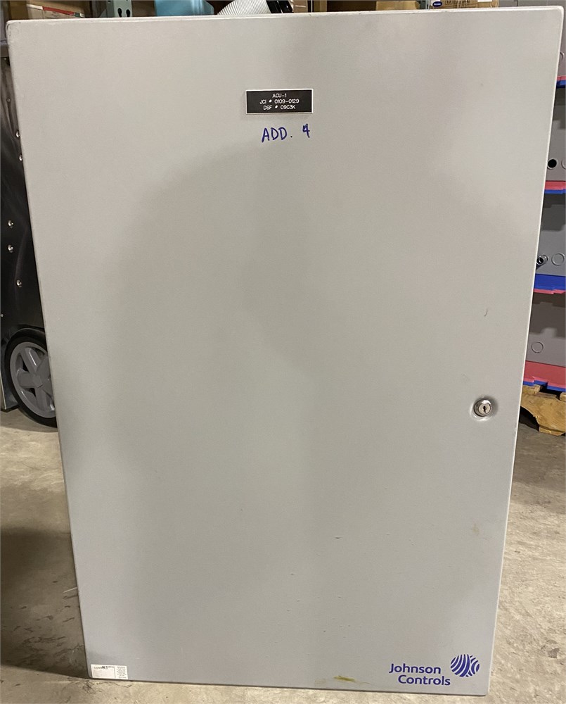 UW SWAP Online Auction - Used Johnson Controls Panel Enclousure ...