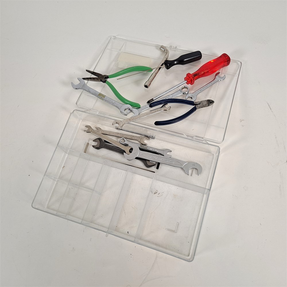 UW SWAP Online Auction - Lot of Assorted Small Tools and Toolbox