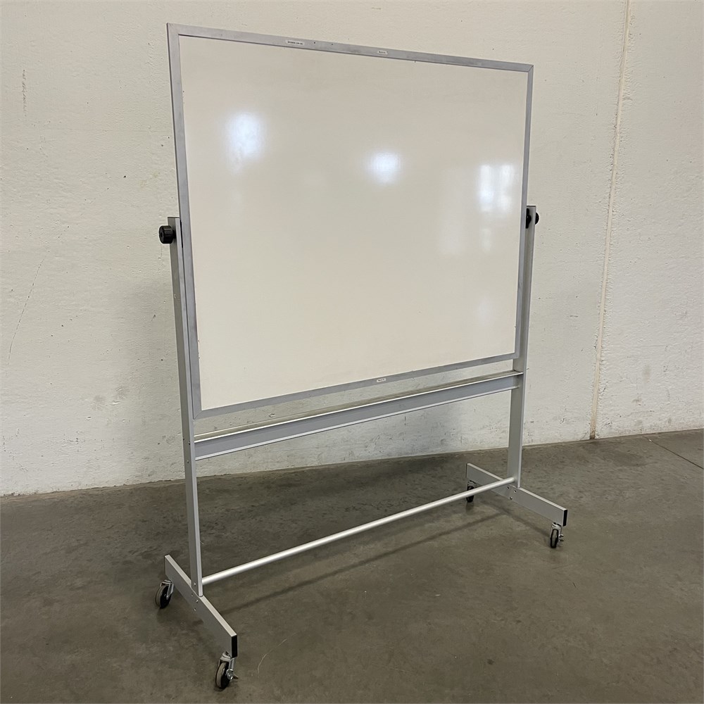 UW SWAP Online Auction - Mobile Dual-Sided Whiteboard (2A)
