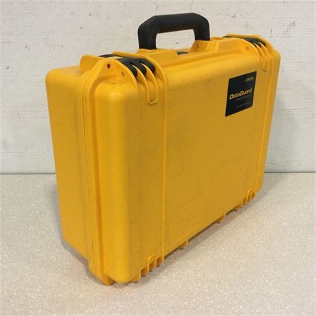 UW SWAP Online Auction - Hard Case