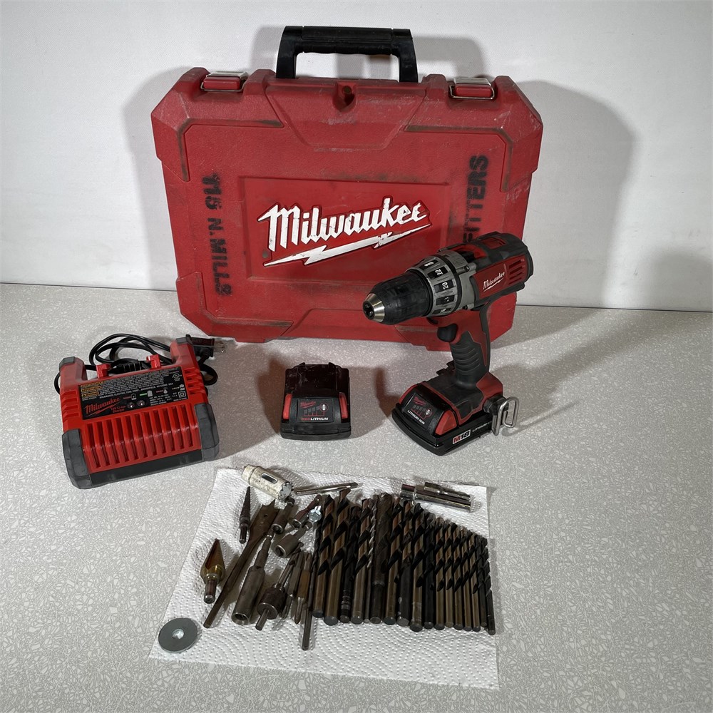 UW SWAP Online Auction - Driver/Drill Kit