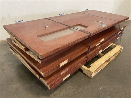 UW SWAP Online Auction - Pallet of 10 Assorted Doors (7A2)