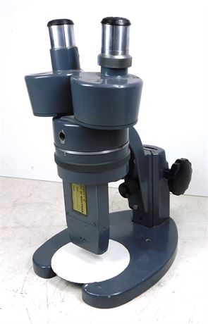 UW SWAP Online Auction - Stereo Microscope (A8)