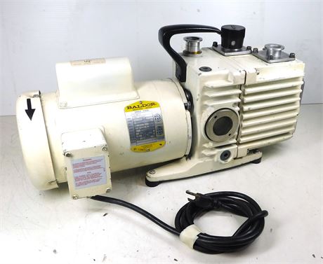 UW SWAP Online Auction - Dual Stage Rotary Vane Vacuum Pump