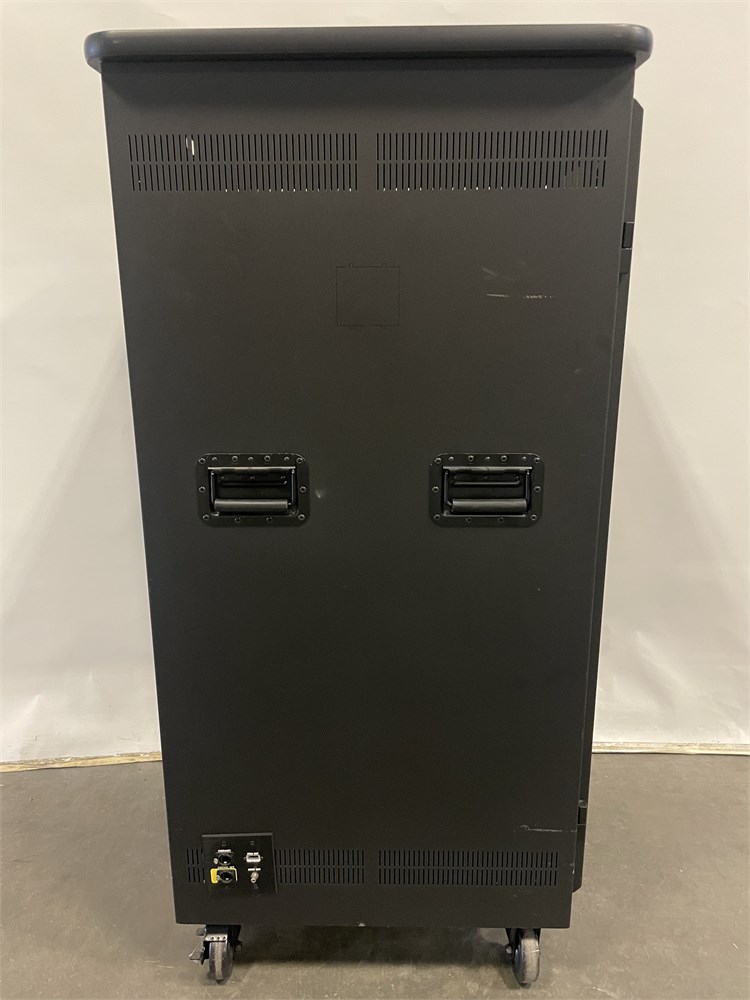 UW SWAP Online Auction - Mobile AV Rack (5B)