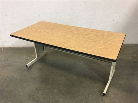 UW SWAP Online Auction - Office Desk