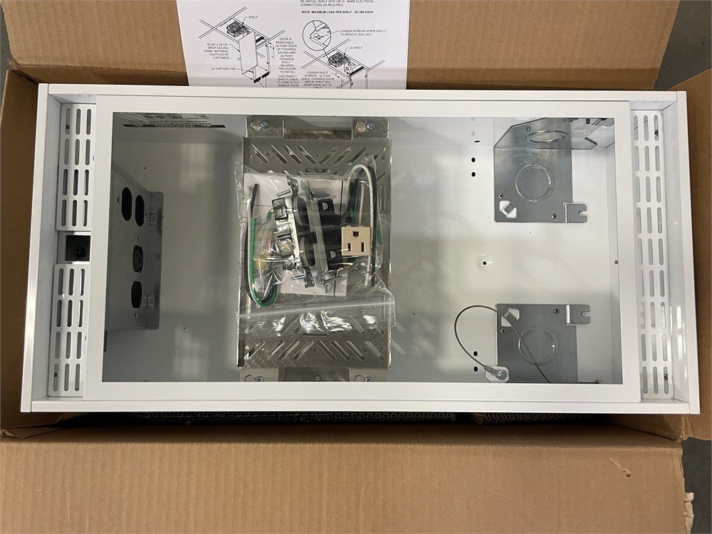 UW SWAP Online Auction - Ceiling Box (A1)