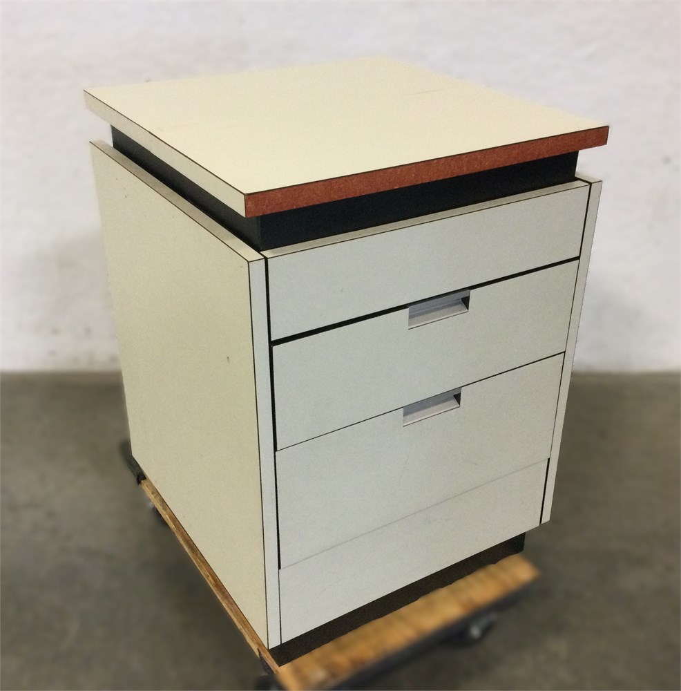 UW SWAP Online Auction - Sound System Cabinet (7E)