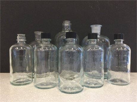 UW SWAP Online Auction - Lot of 8 Lab Bottles