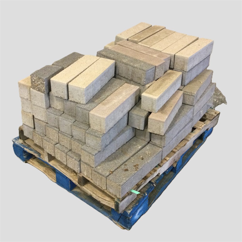 UW SWAP Online Auction - Pallet of Pavers (PL)