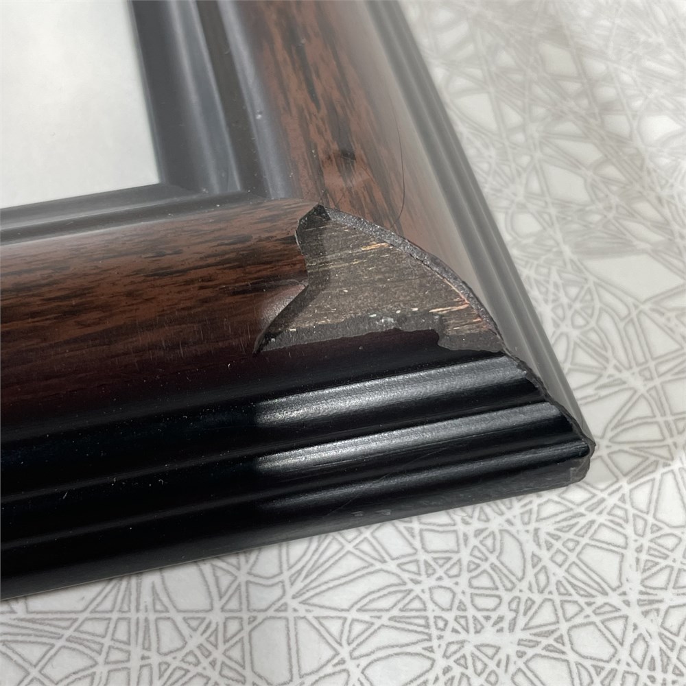 UW SWAP Online Auction - Lot of 6 Framed Sports Photos (7A)