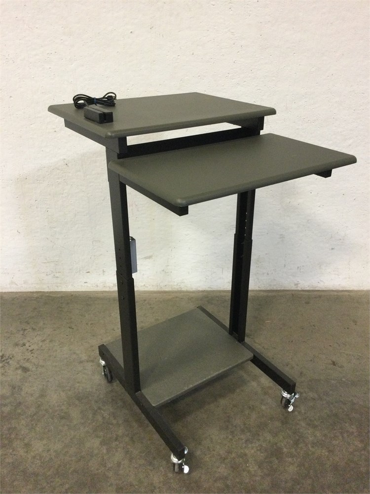 UW SWAP Online Auction - Mobile Workstation (4C)