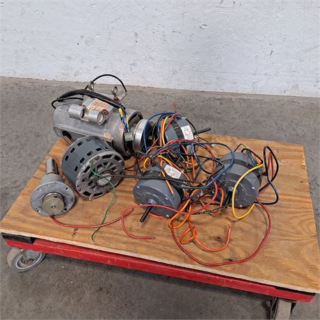 UW SWAP Online Auction - Lot of 5 Assorted Motors