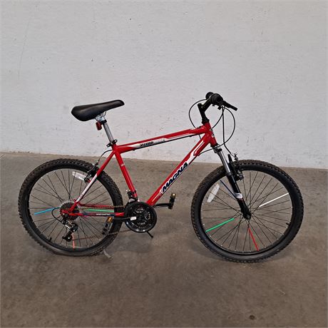 UW SWAP Online Auction - Magna Bike (B5)