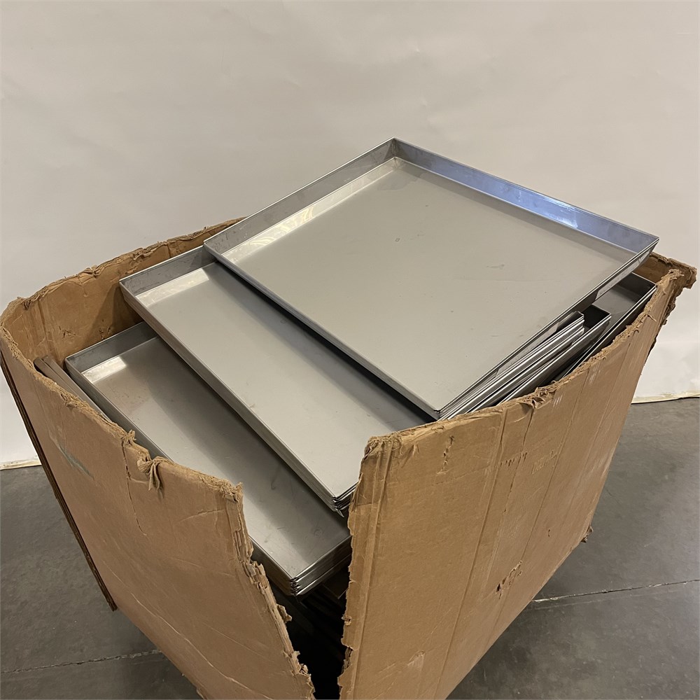 UW SWAP Online Auction - Lot of Metal Pans