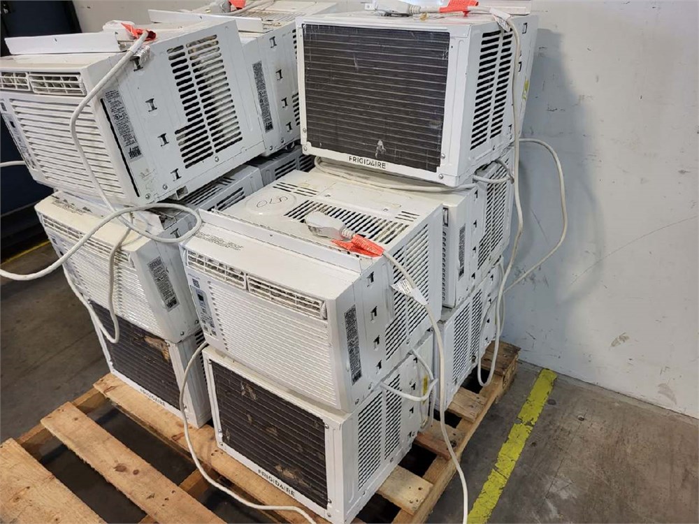 UW SWAP Online Auction - Lot of 11 Air Conditioners