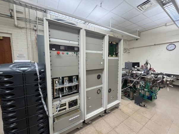 UW SWAP Online Auction - Cameca IMS 4f-E7 Secondary Ion Mass ...