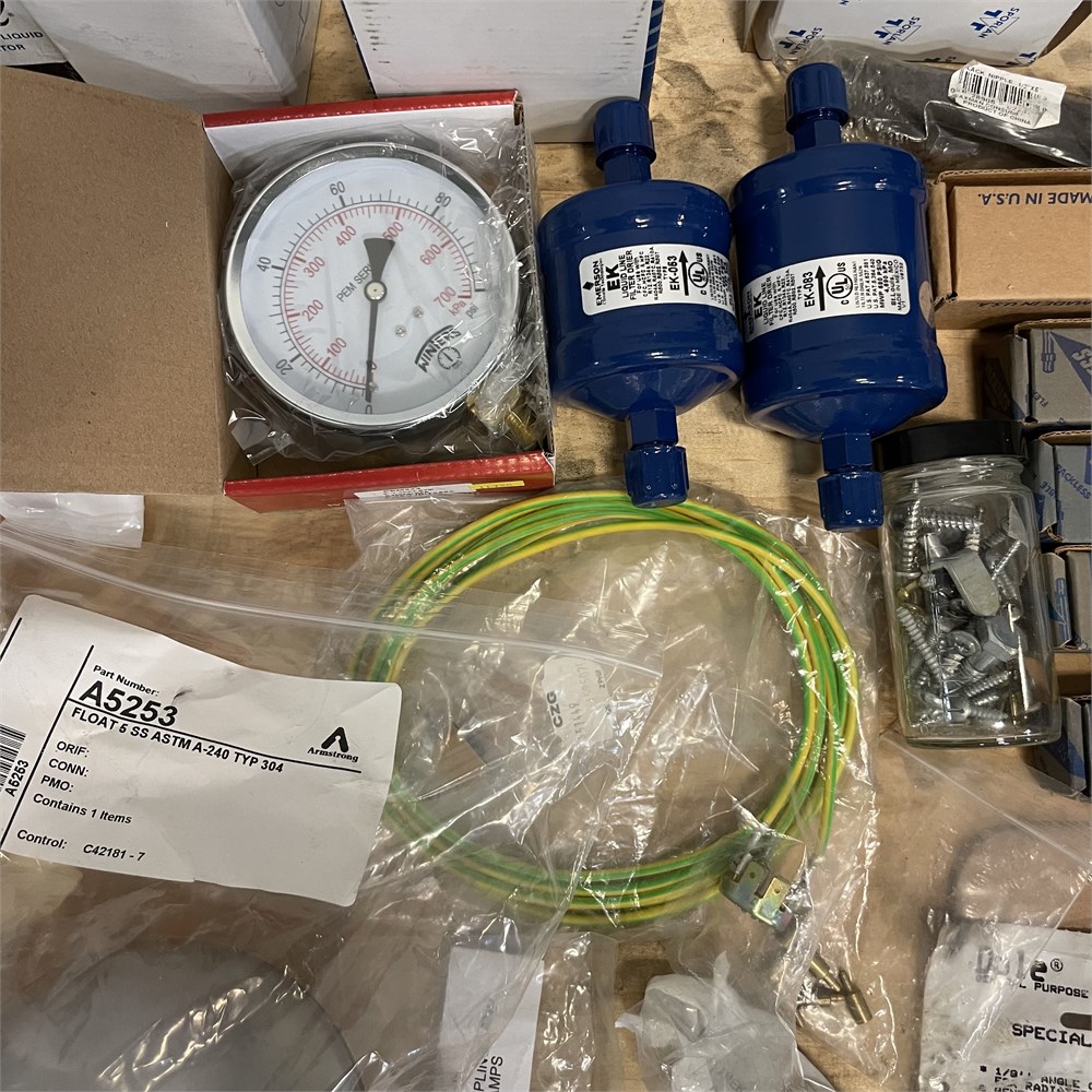UW SWAP Online Auction - Lot of Assorted Parts and Components (7C)