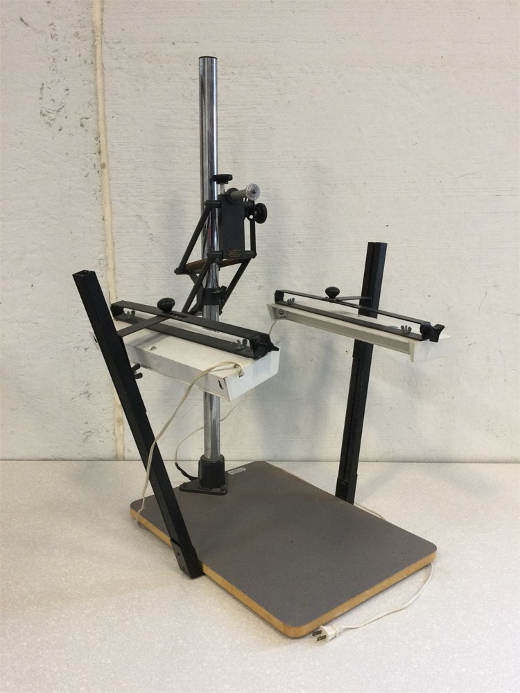 UW SWAP Online Auction - Copy Stand (7D)