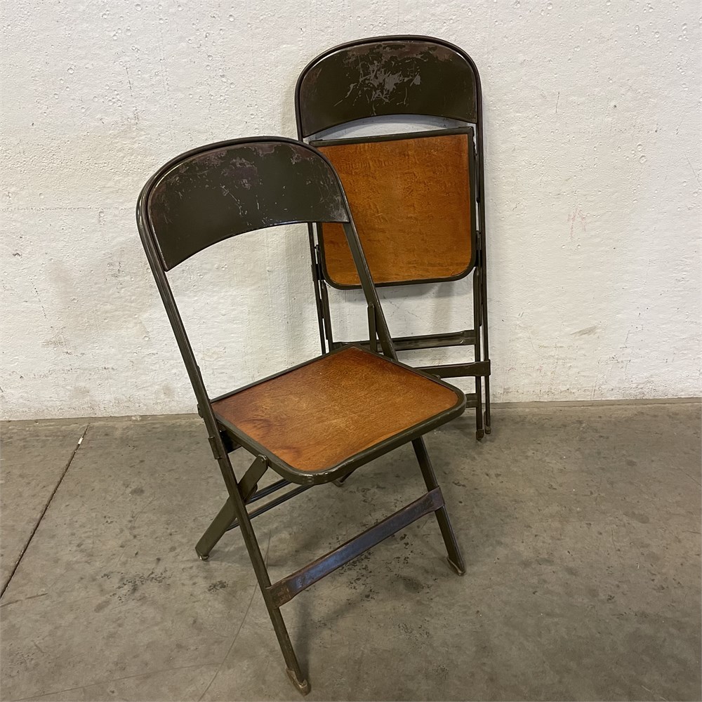 UW SWAP Online Auction - Pair of Vintage Folding Chairs (1D)