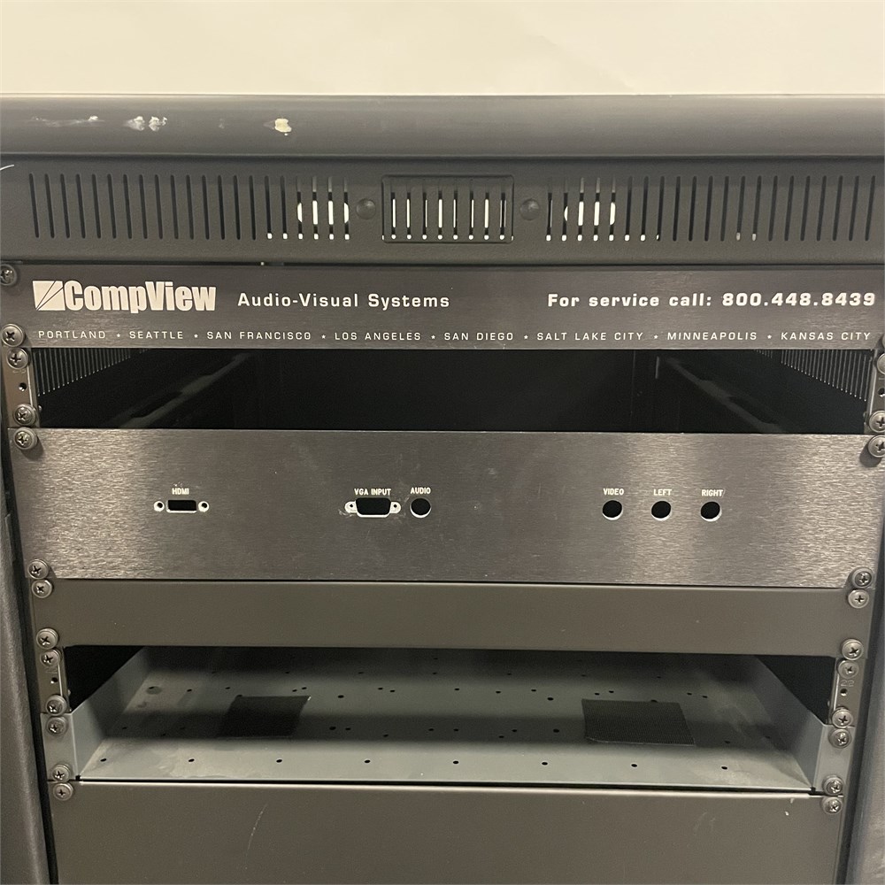UW SWAP Online Auction - Mobile AV Rack (5B)