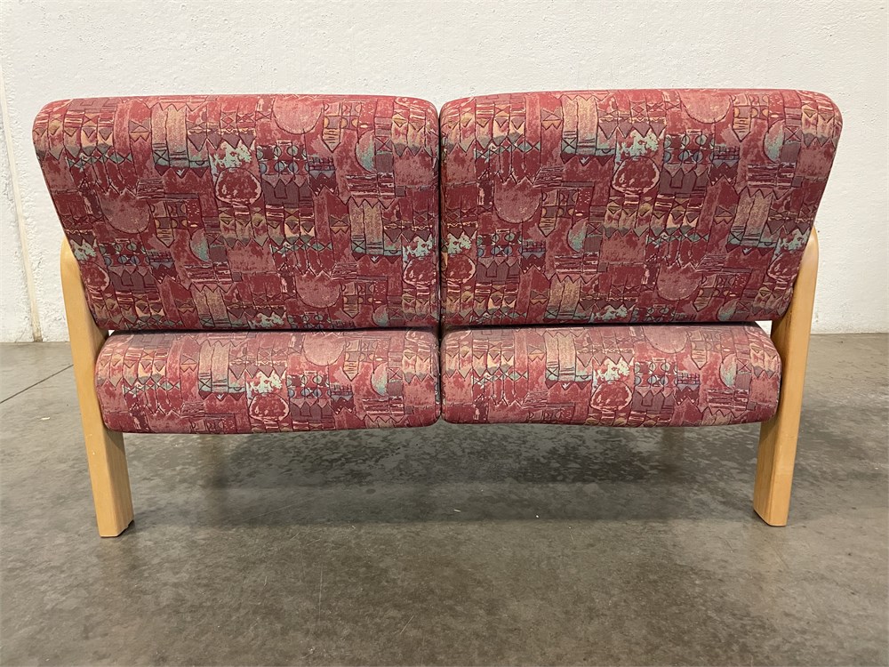 UW SWAP Online Auction - 2-Seat Couch (3A)